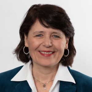 Die Berner Synodalratspräsidentin Judith Pörksen Roder freut das Ja zur ...